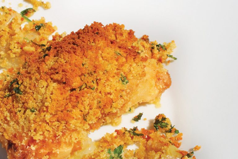 Lombinhos de pescada com broa e espinafres – Maria Doceira